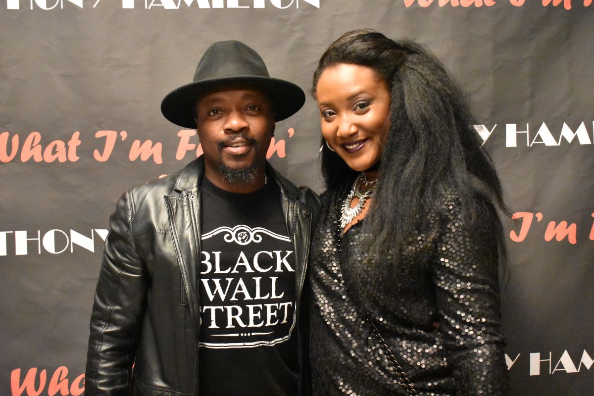 See Pics From The Anthony Hamilton Meet & Greet! | Foxy 107.1-104.3