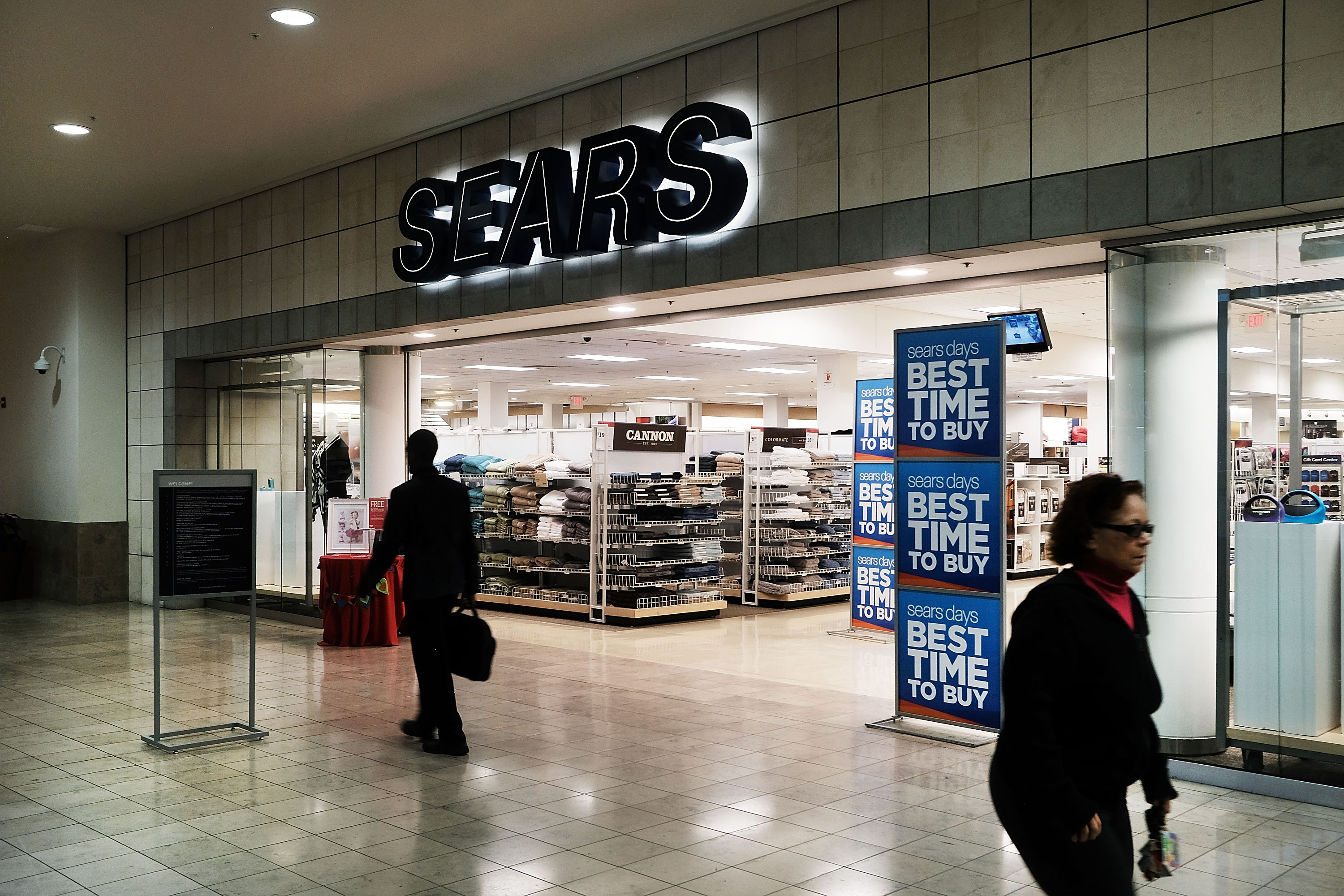 More Sears Stores are Closing! | Foxy 107.1-104.3